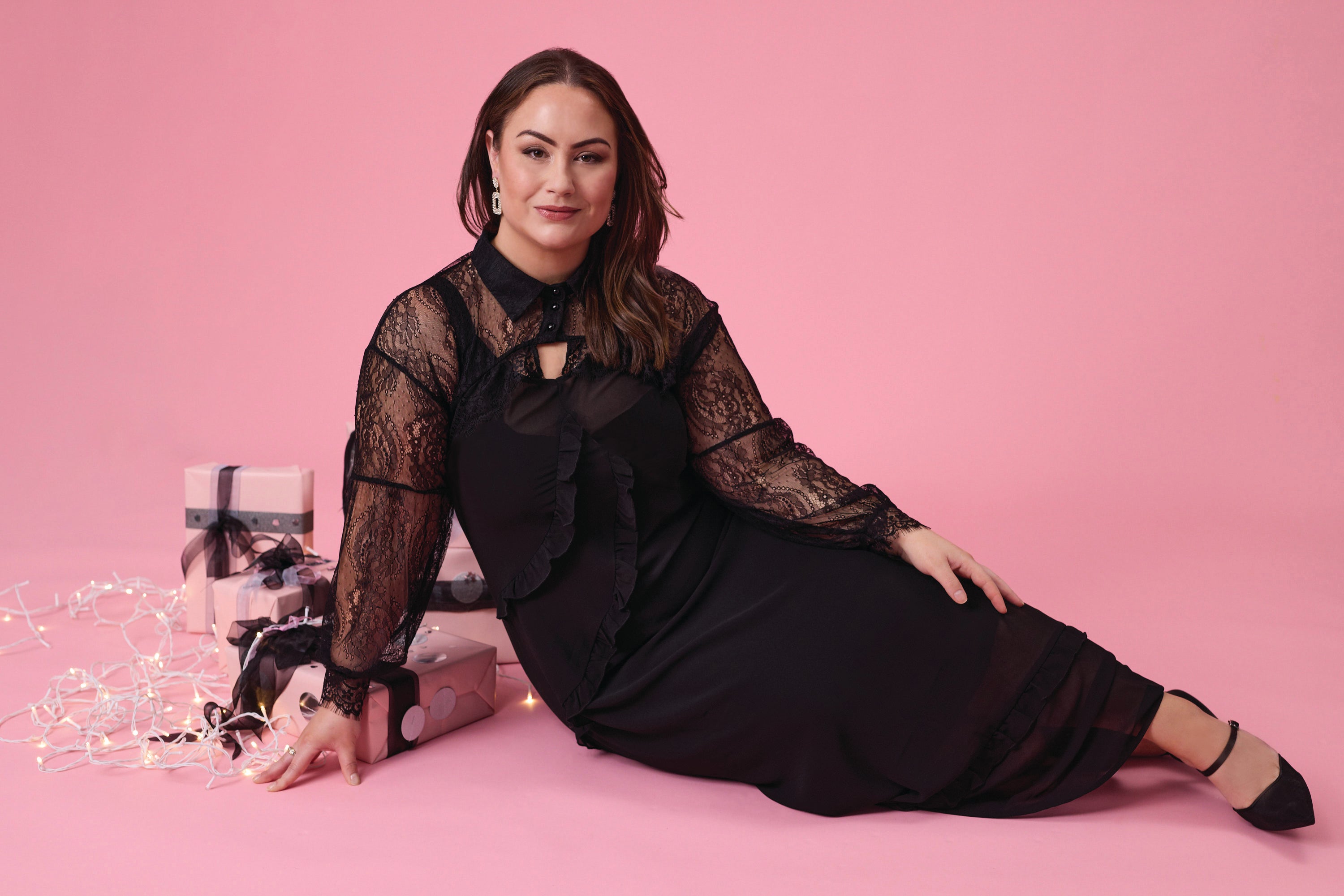 Dress to Impress: K&K's Plus-Size Christmas Outfit Guide